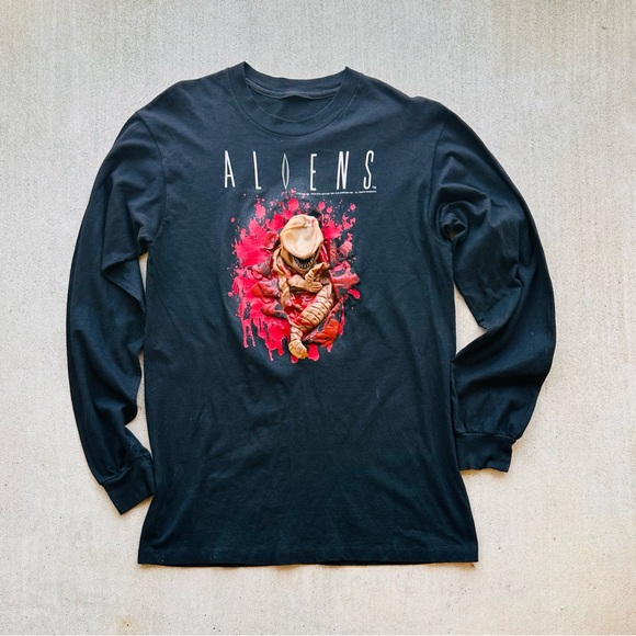 Vintage | Shirts | Vintage Aliens Movie Tee Shirt Large Chest Popper ...